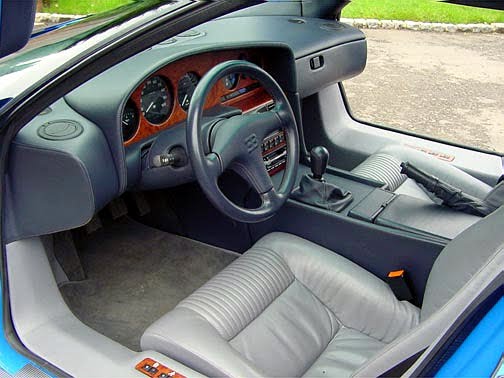 Luxury Cars Wallpaper: Bugatti EB 110 GT