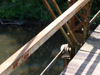 page 47: Pics of Stuckey's Bridge....