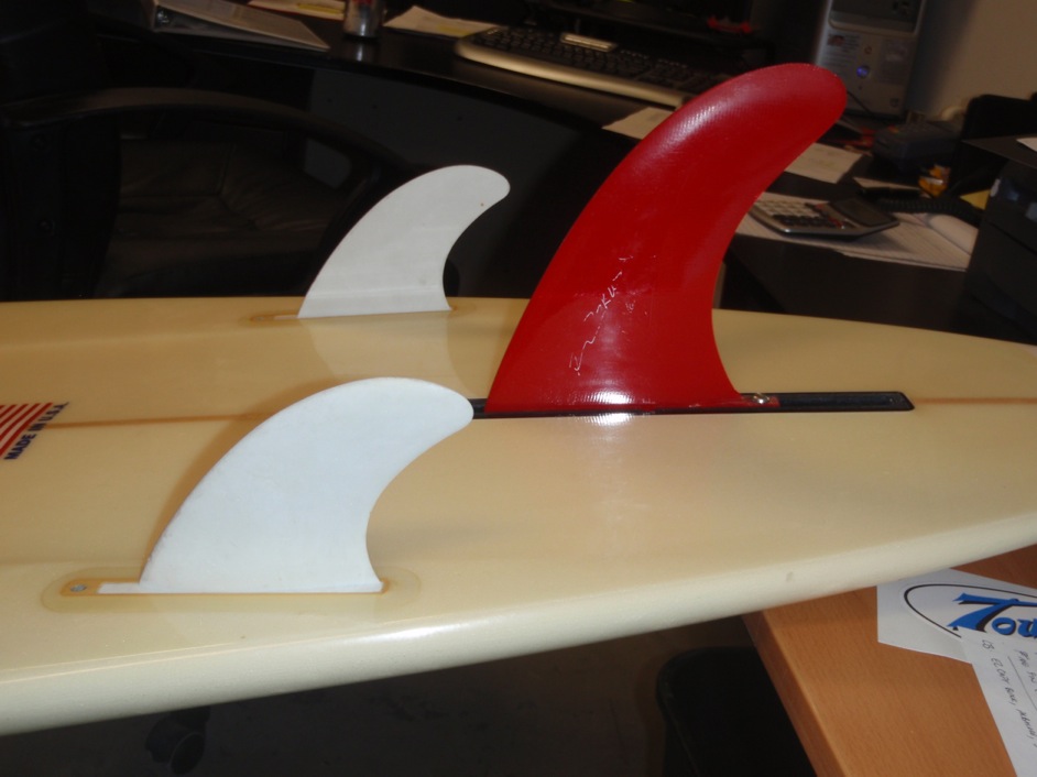 Waveriders Fin Gallery: Single Fin Placement
