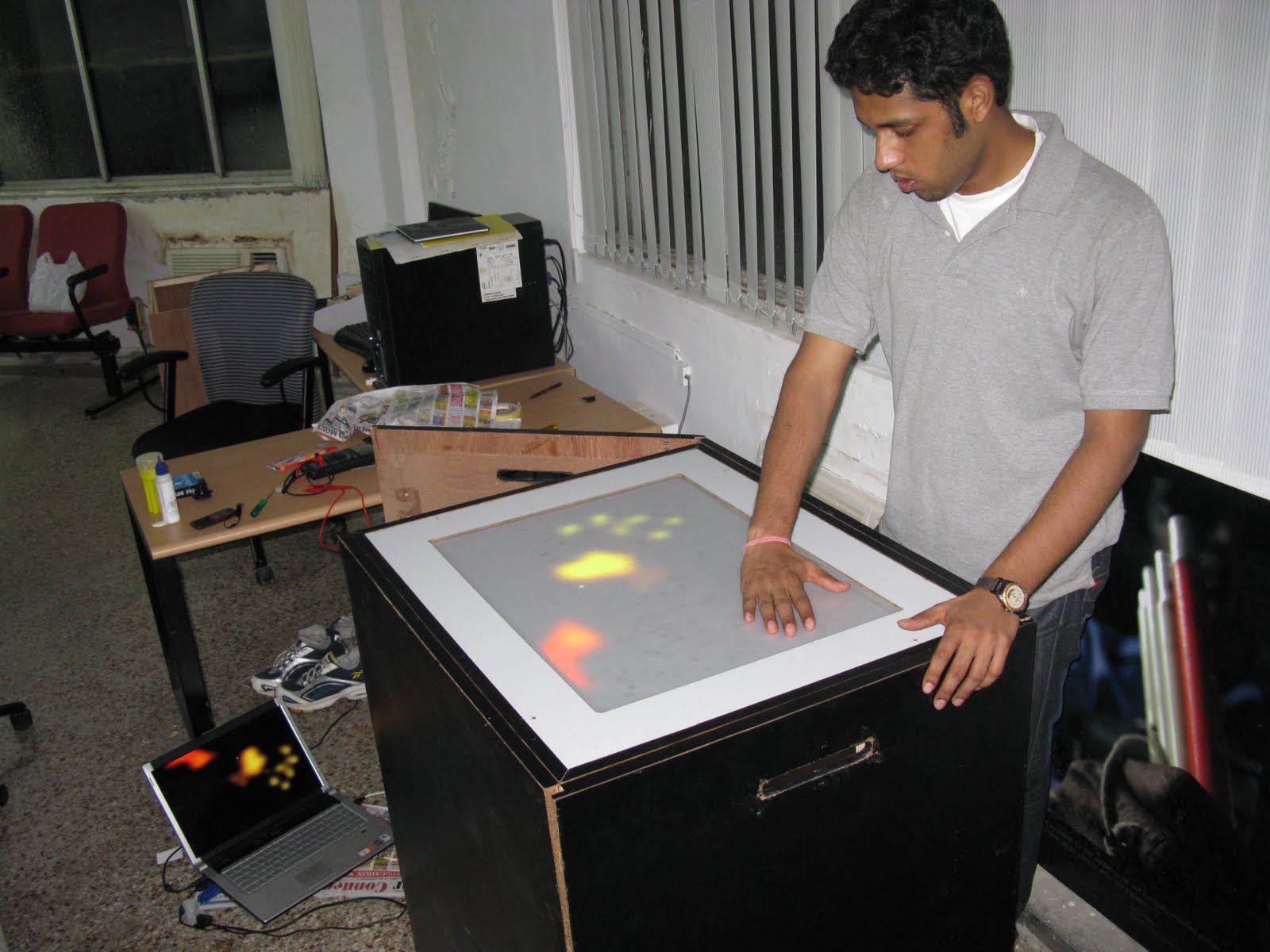 OoBI [Out of Box Interaction]