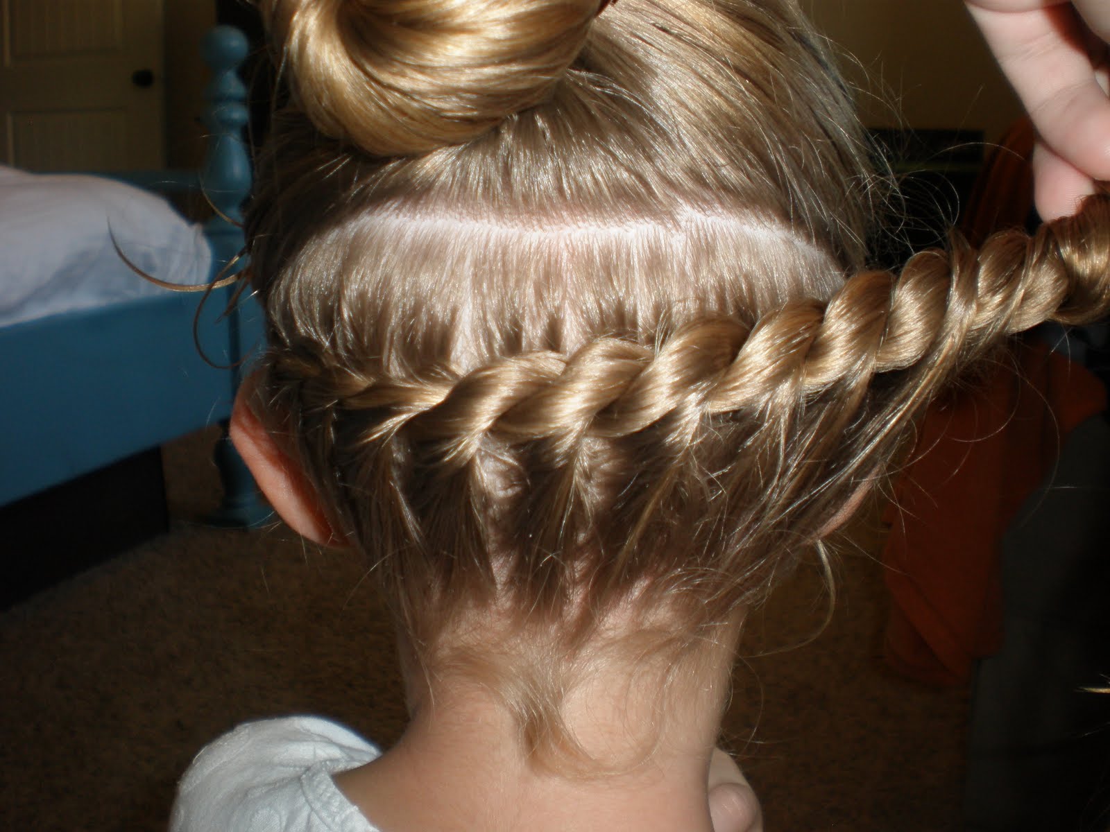 Girl Hairdos & Ideas: Double Rope Braids