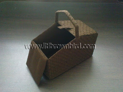 Lit'l Brown Bird's Dreams: Felt Woven Picnic Basket (Free Tutorials)