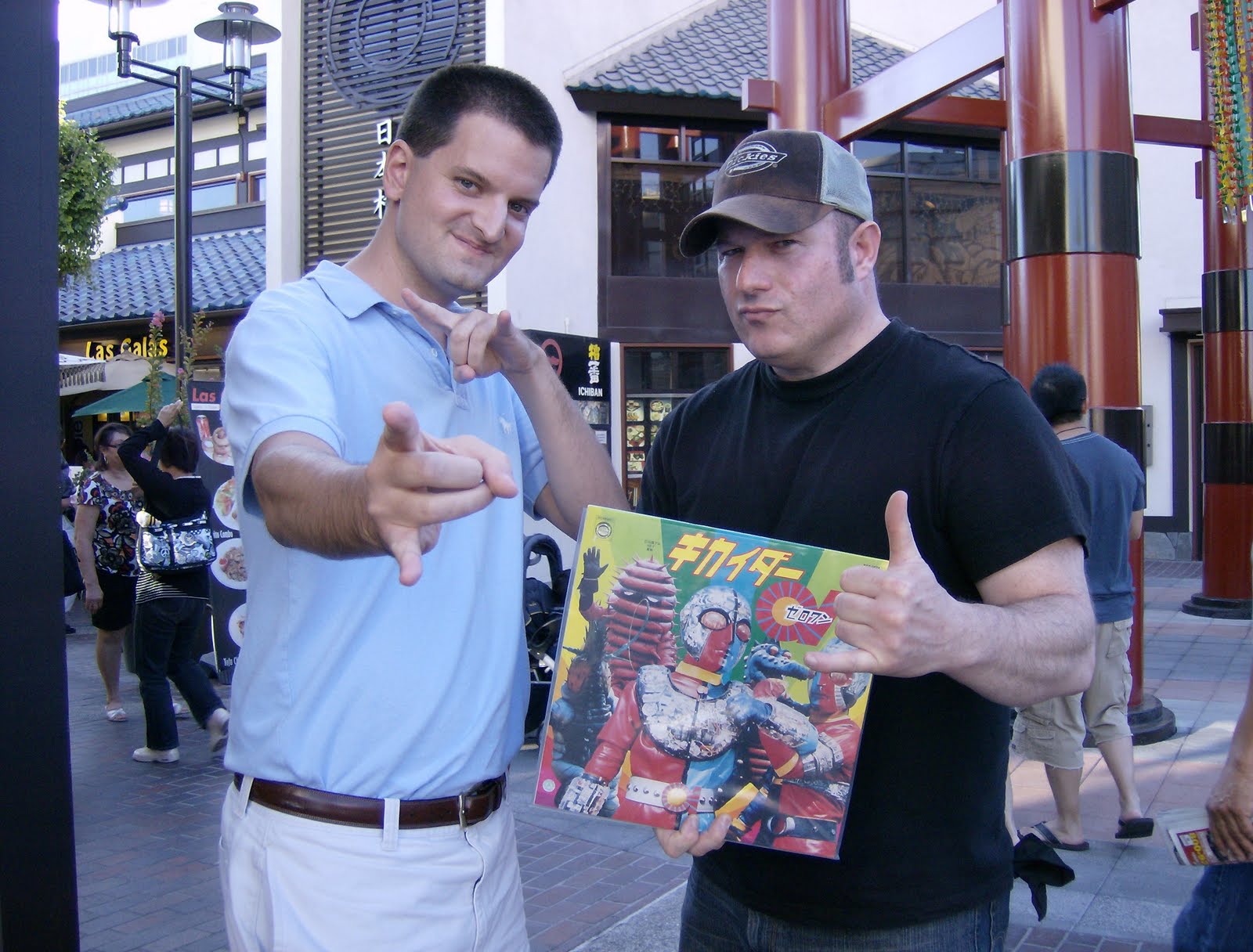 Sidelong Glances of a Pigeon Kicker: Kikaider is back, and Anime Jungle ...