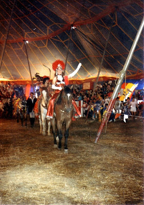 YESTERDAY'S TOWNS: CIRCUS VARGAS 1987