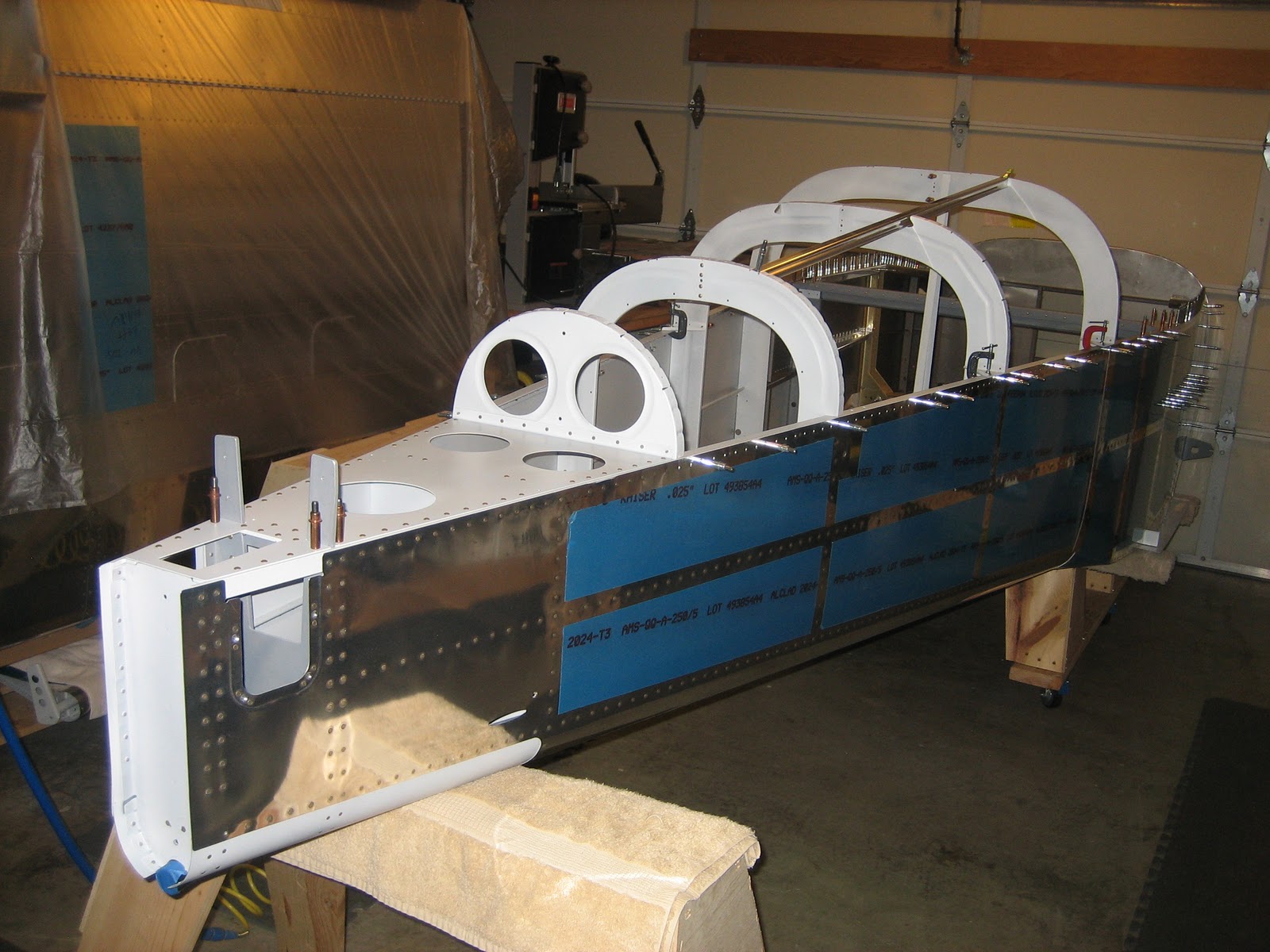 Chad and Bekah's RV-7: Firewall Gusset final riveting