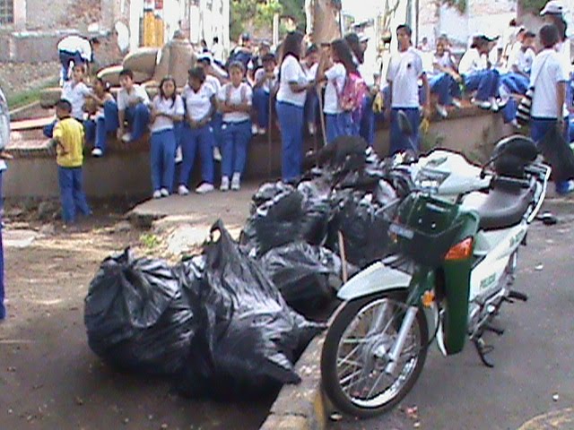 EL RIO GRANDE DE LA MAGDALENA NECESITA DE TU APOYO: GIRARDOT EL RIO GRANDE DE LA MAGDALENA NECESITA DE TU APOYO: GIRARDOT