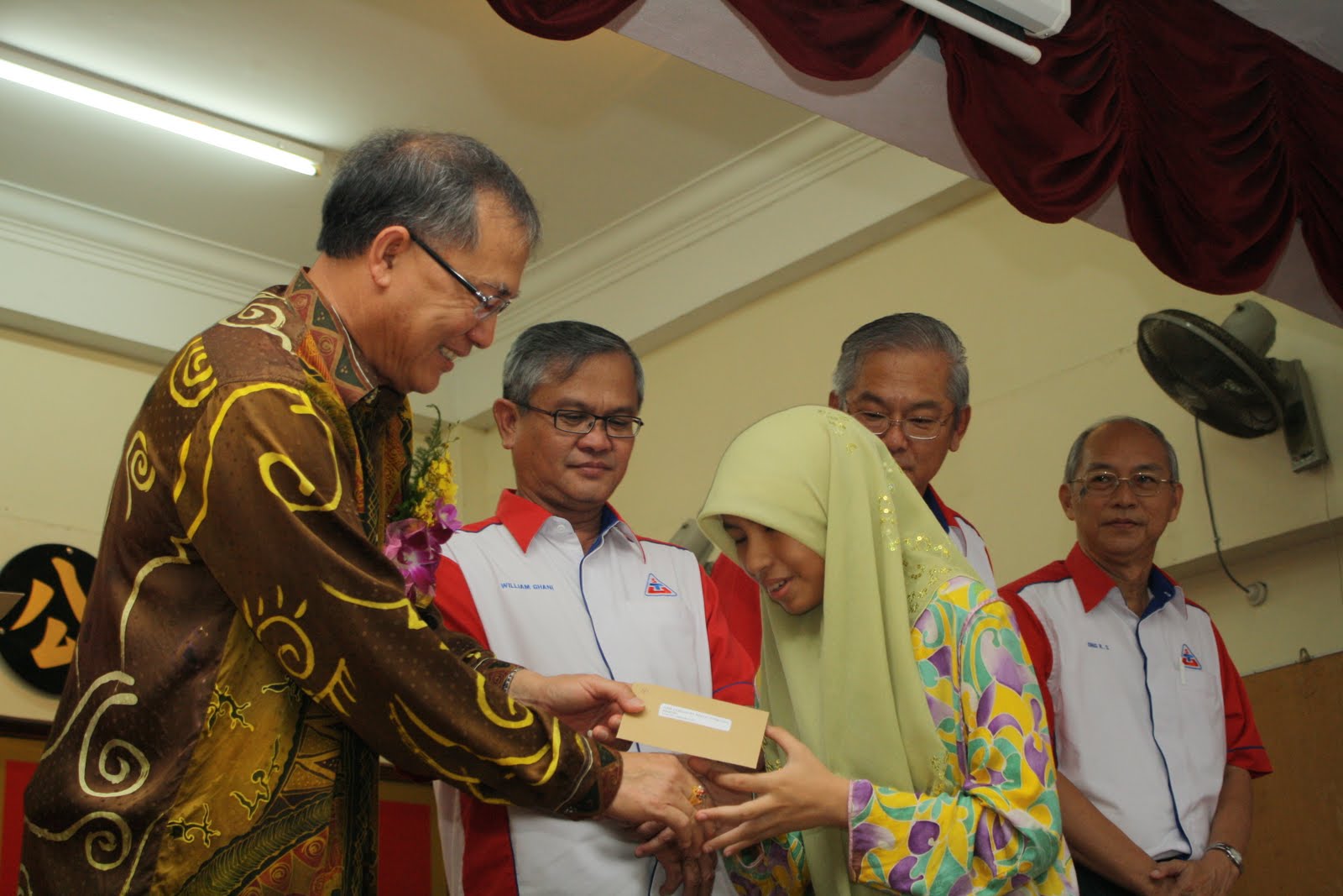 SARAWAK TEACHERS' UNION SAMARAHAN DIVISION