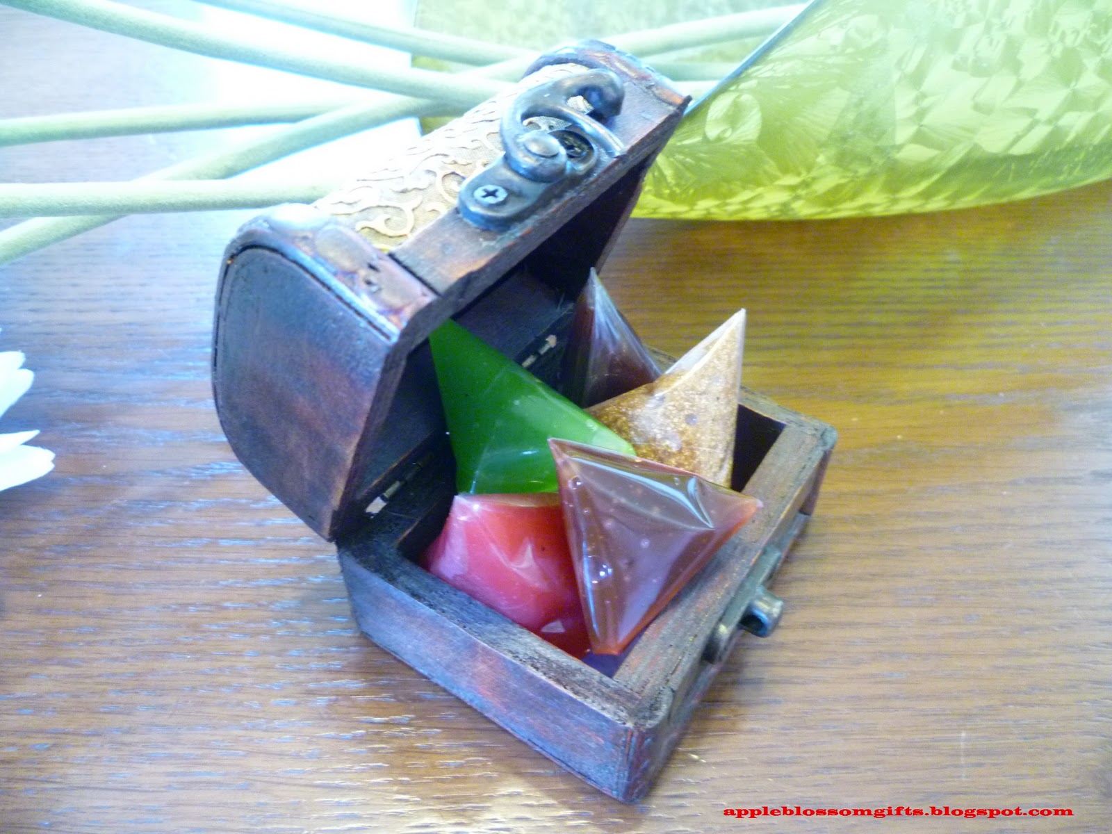 Apple Blossom Gifts Gifts For All Occasions: Dodol For Door Gifts - In ...