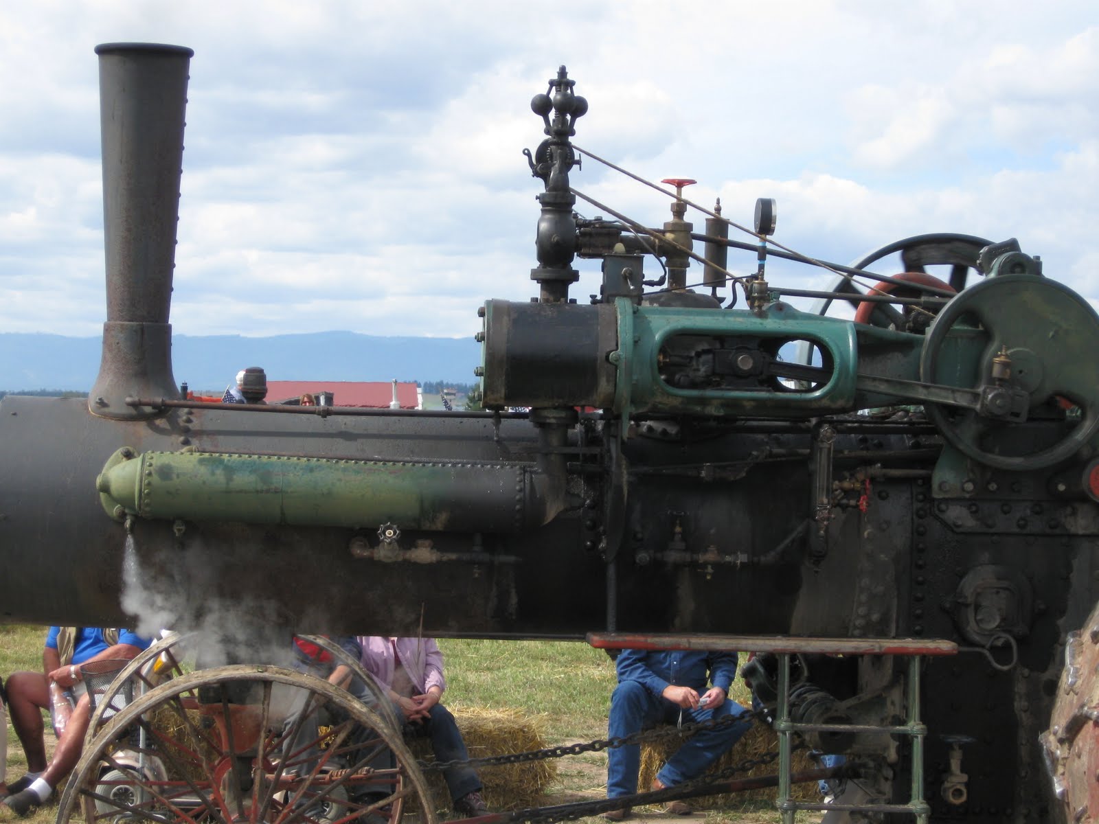 Turner Memories: Old Tractors & Steam Engines