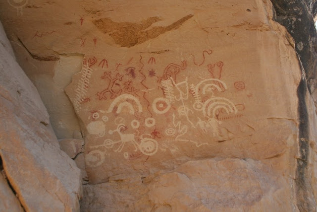 Utah Pictographs, Petroglyphs and Rock Art: Short Canyon