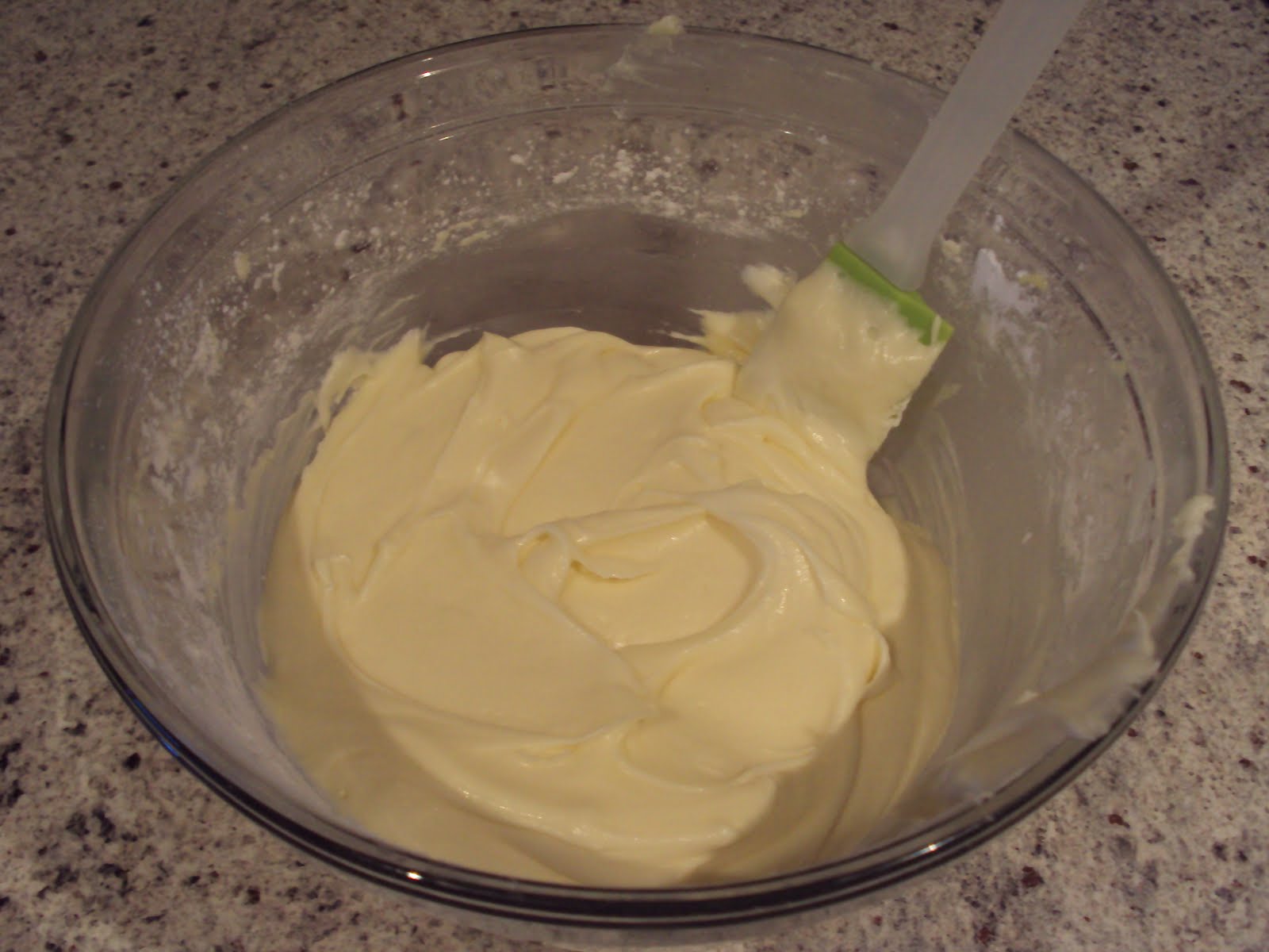 Mrs Cake: Chocolate Surprise Cupcakes with Cream Cheese Icing