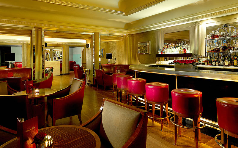 Claridge's Luxuries: Claridge's Restaurants and Bars