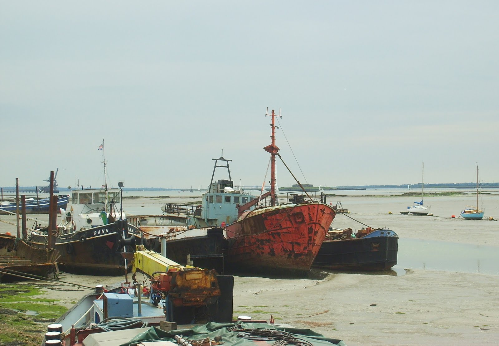 Notes from Kent's Hoo Peninsula: Hoo Marina, Vicarage Lane, Hoo St ...