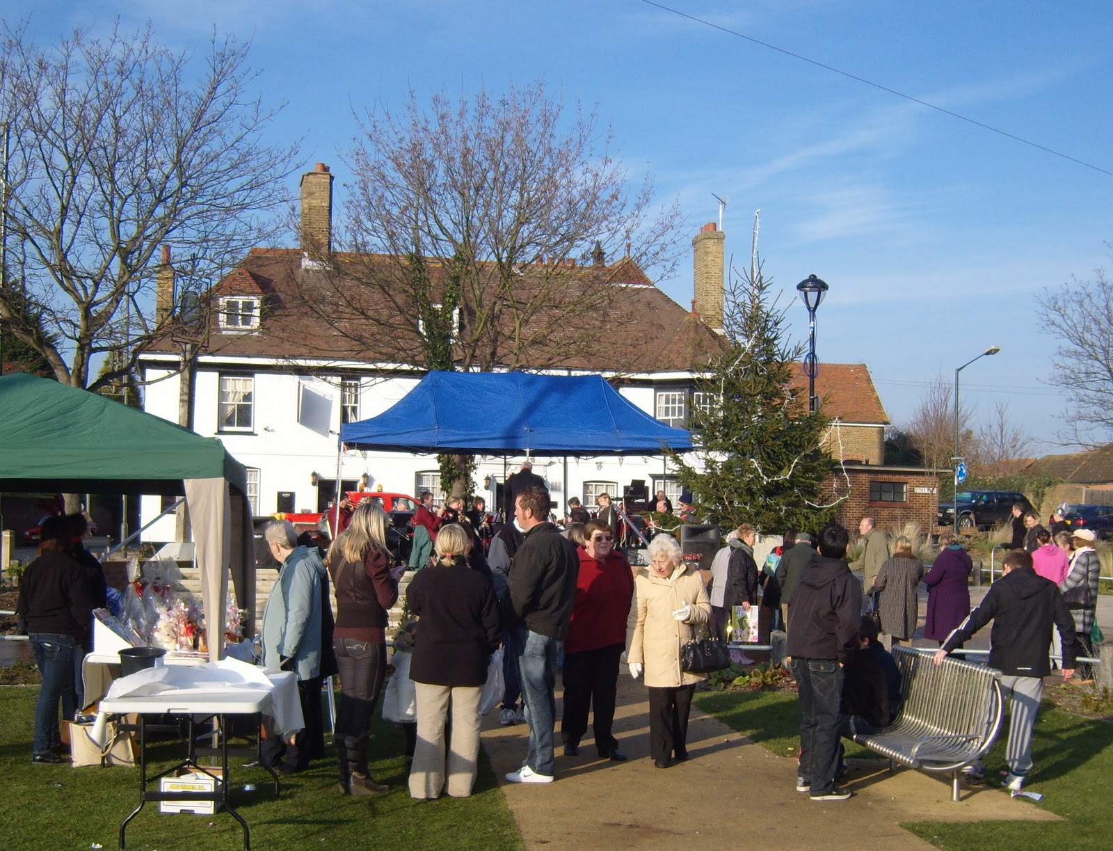 Notes from Kent's Hoo Peninsula: Lots of fun at Hoo Village Christmas Fayre