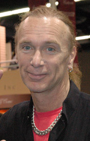 Bassist: Billy Sheehan