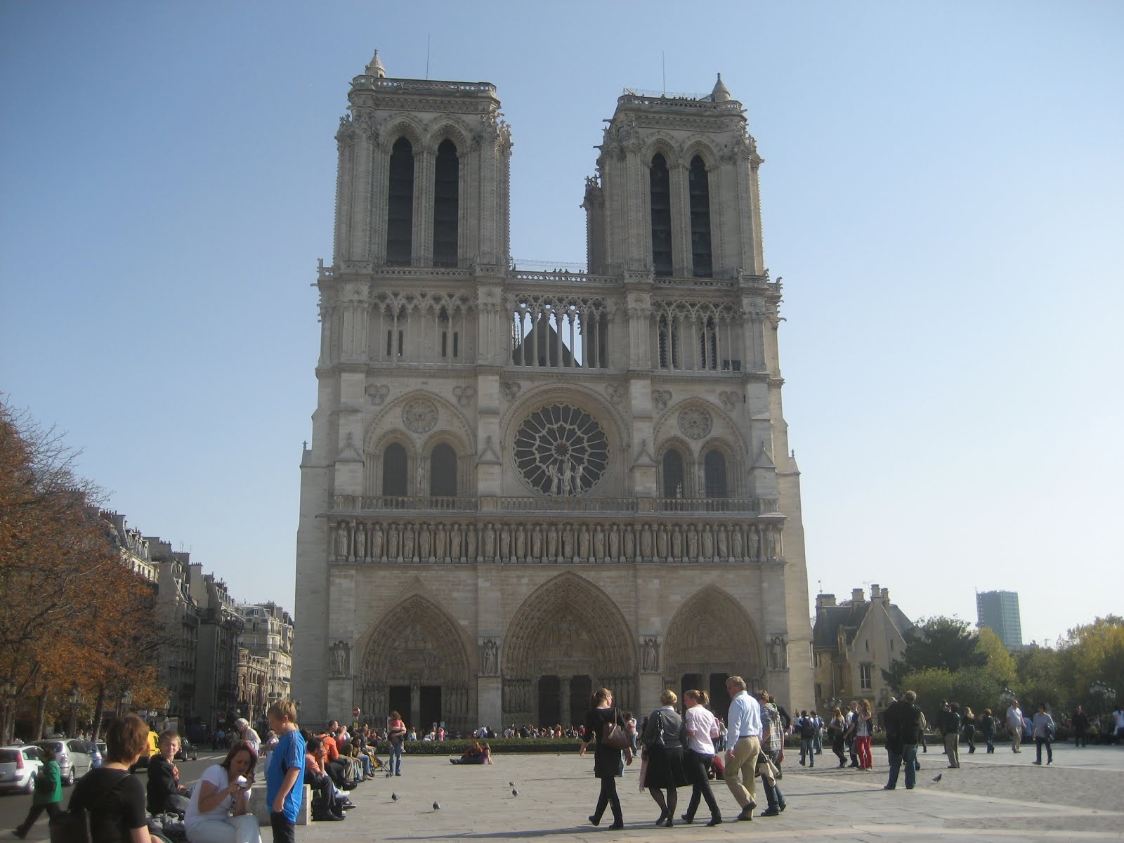 Victoria West: Paris, Orasul Luminilor