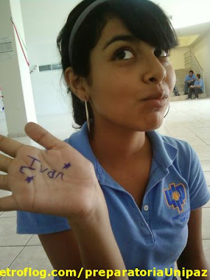 ♕Grooup-★~EℓєCktяO'C்reϟ: Que es un zing?