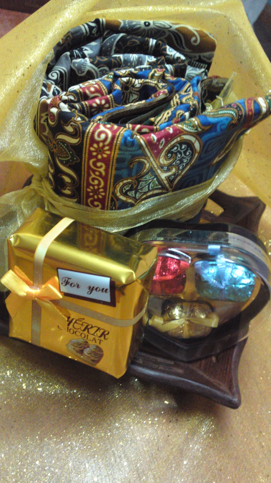 Hadiah & Hamper: Cara mudah memberi hadiah...