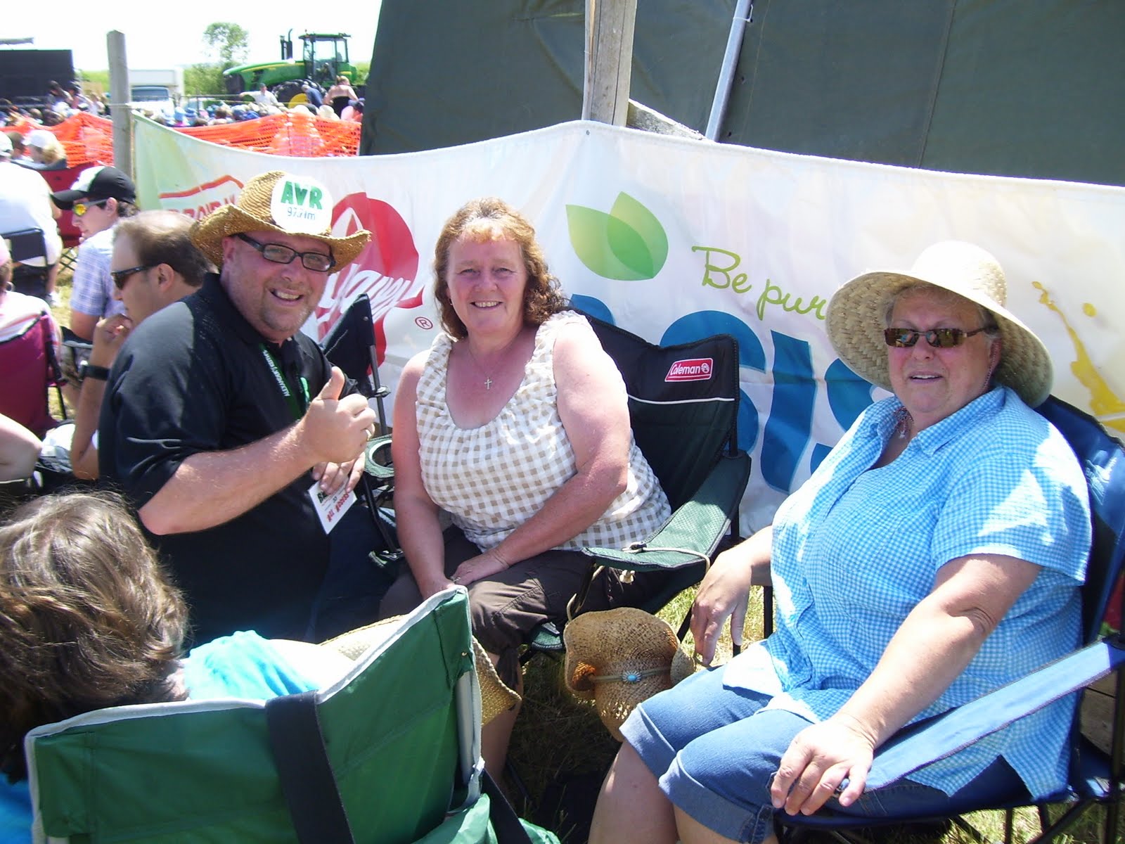 Jerry's Country 93.3 Blog: THE LAST OF MY RIDGEFEST PICS