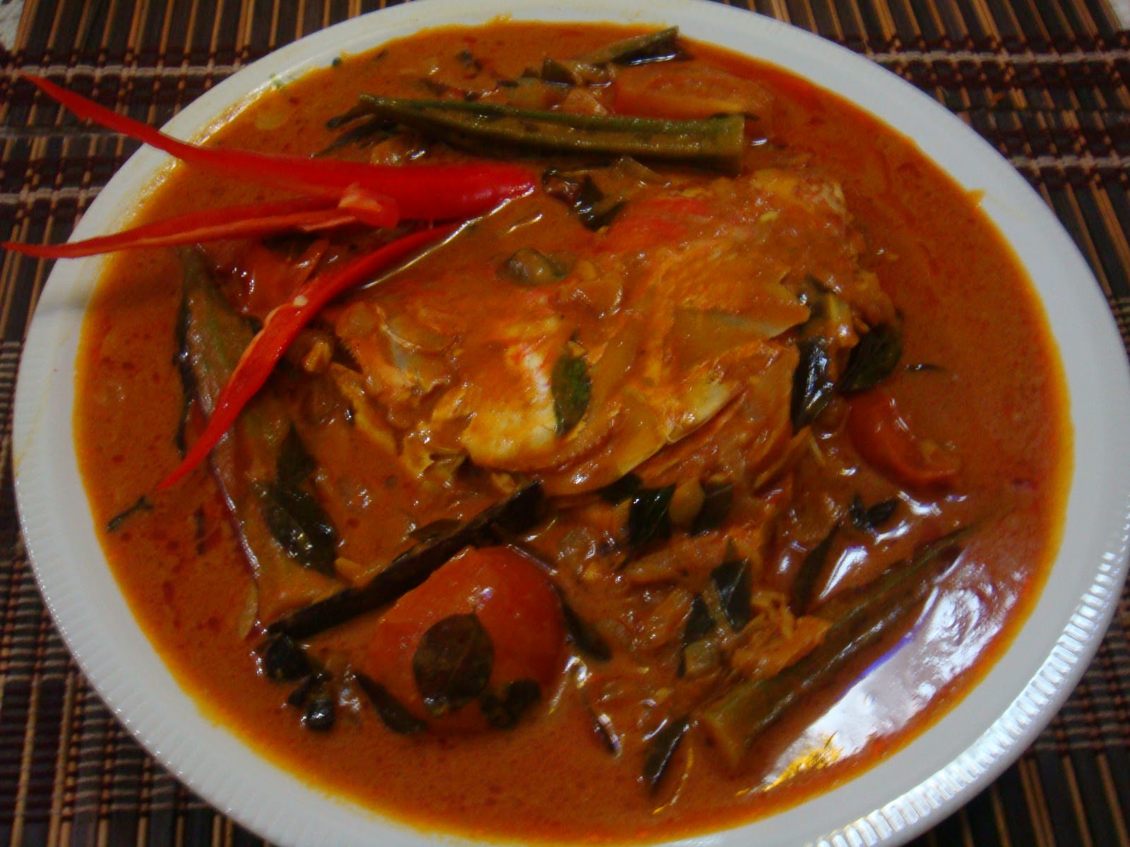 rencah dapur .........: Kari Kepala Ikan Merah