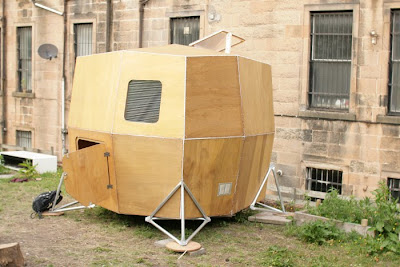 Interior Exterior House Building: Unique House For Nomadic Urban