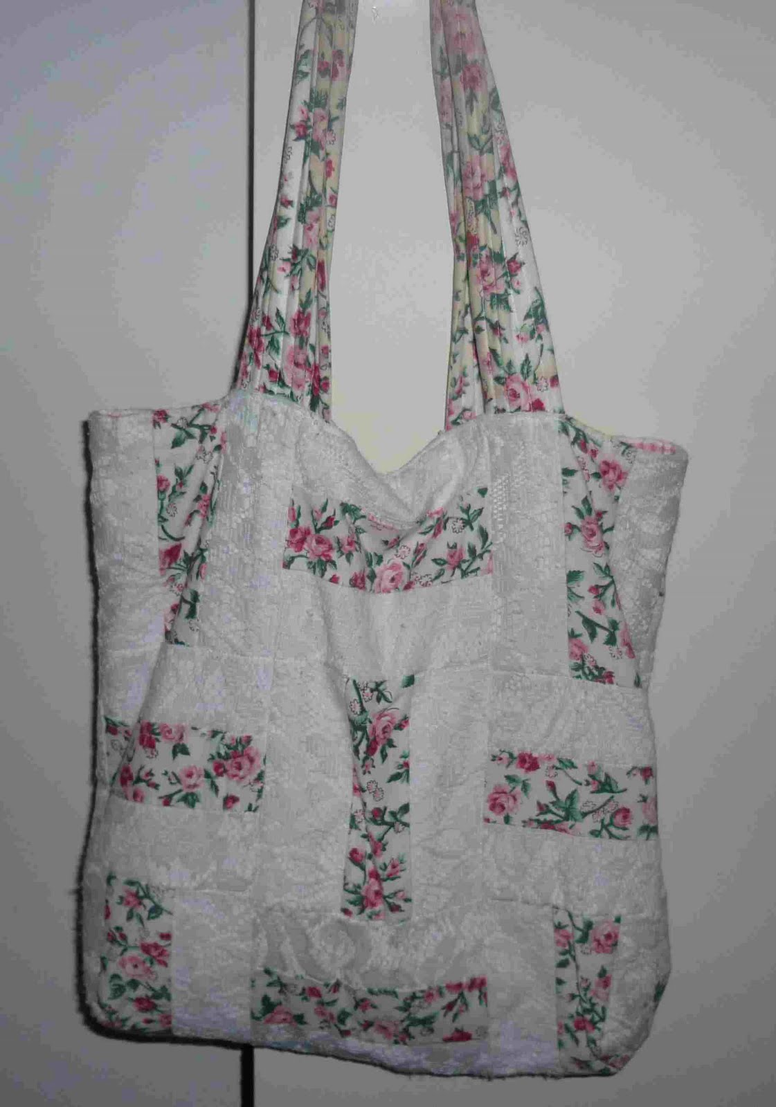Simpleliving: My Lace & Rose Patch Bag!