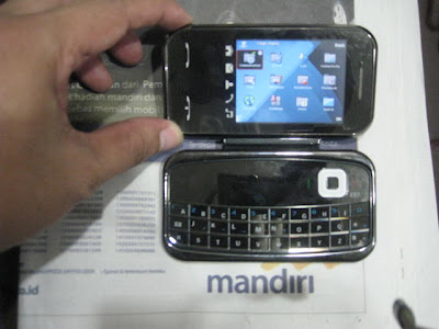 CommieClub: Ngetes Nokia E97 Made in China