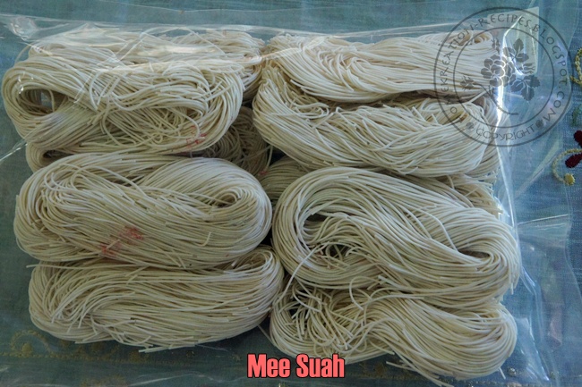 HomeKreation - Kitchen Corner: Mee Suah in Ikan Bilis Soup