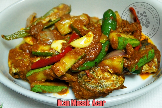 HomeKreation - Kitchen Corner: Ikan Masak Acar (Fish with Pickeld ...