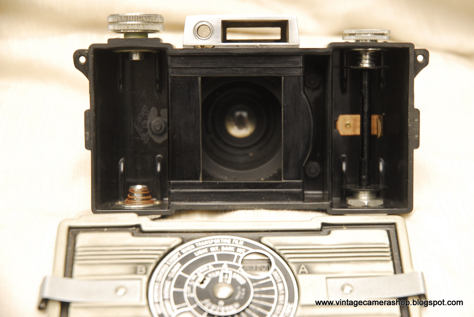 Vintage Camera House: Detrola model E