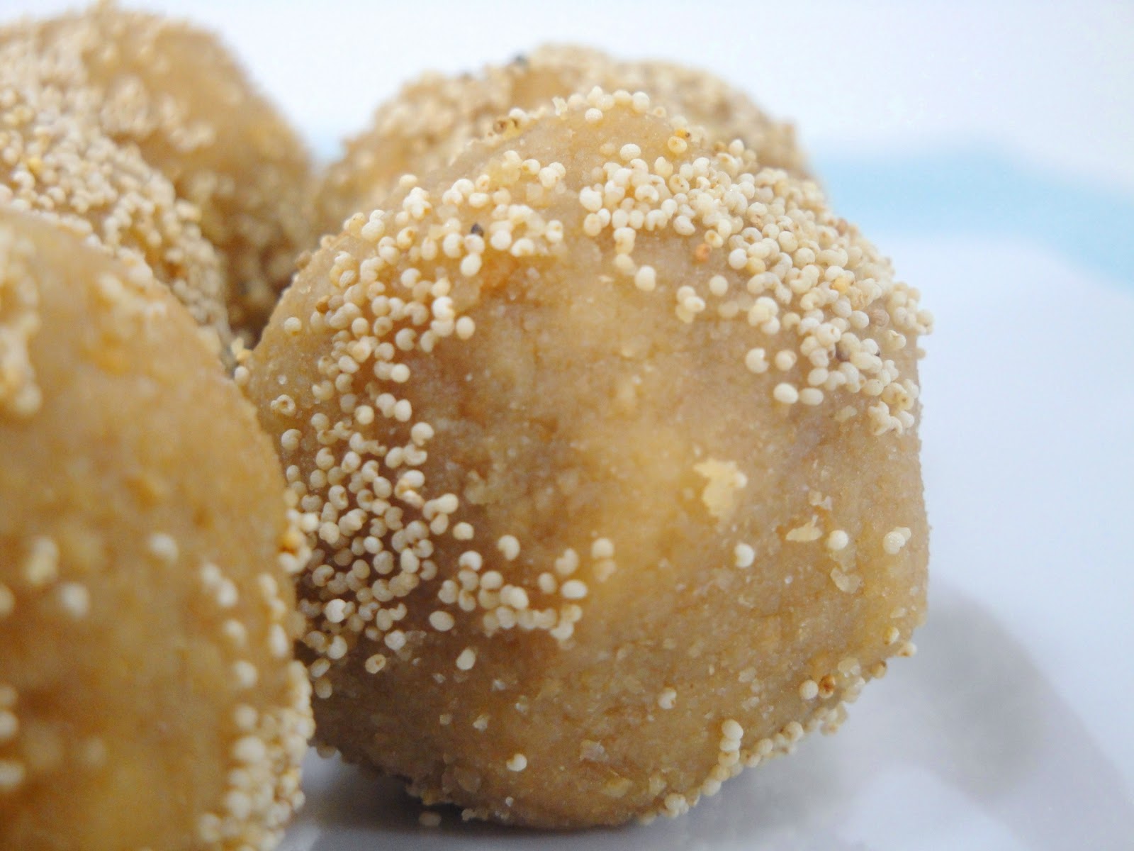 cumin and cardamom: Churma Ladoo ( Whole Wheat Ladoo )