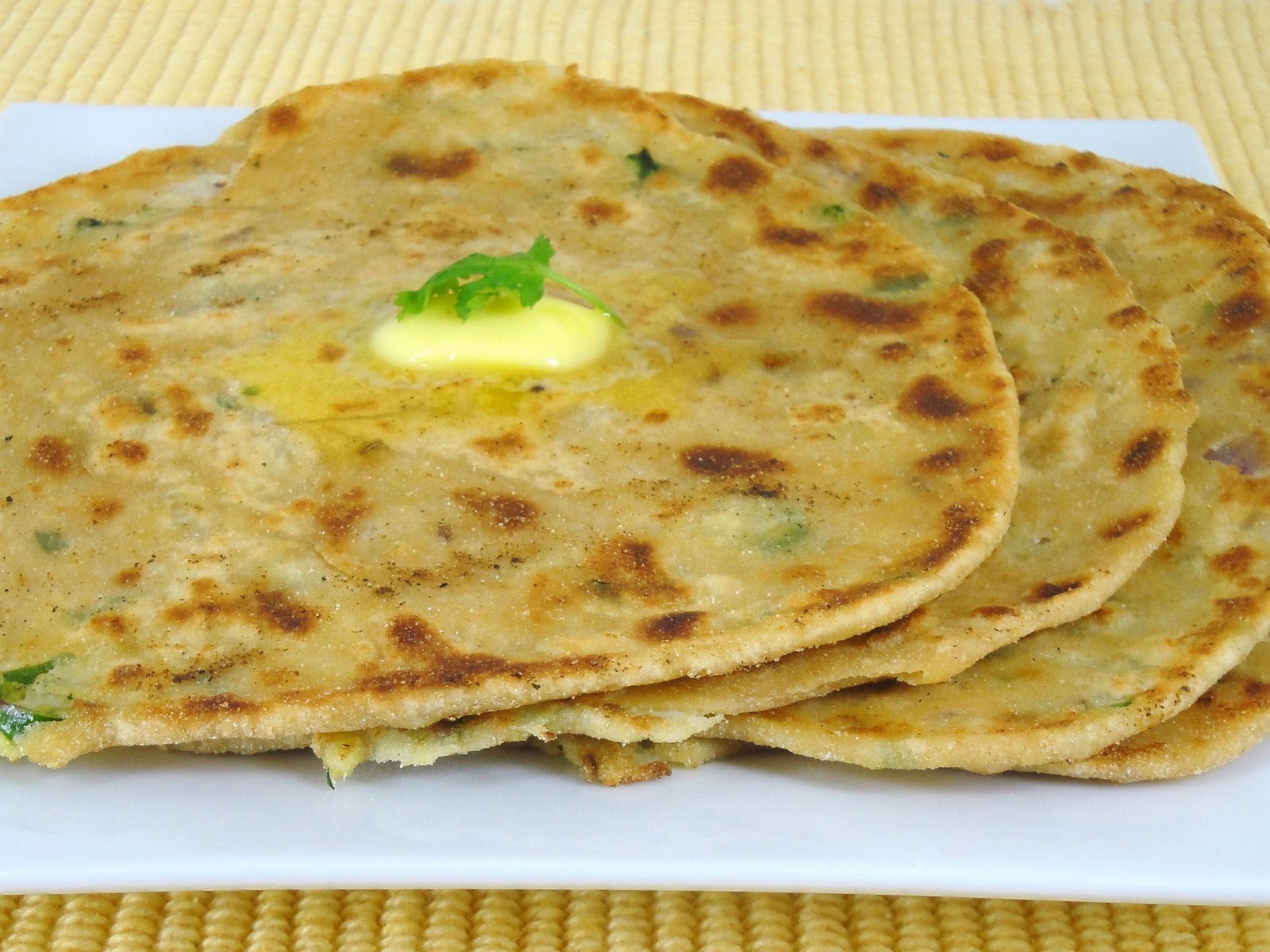 cumin and cardamom: Mooli Paratha