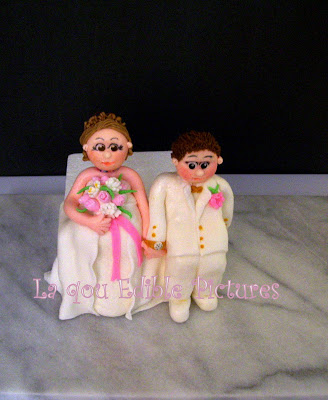 La Qou Edible: Beautiful Bride and Groom sugar paste/fondant