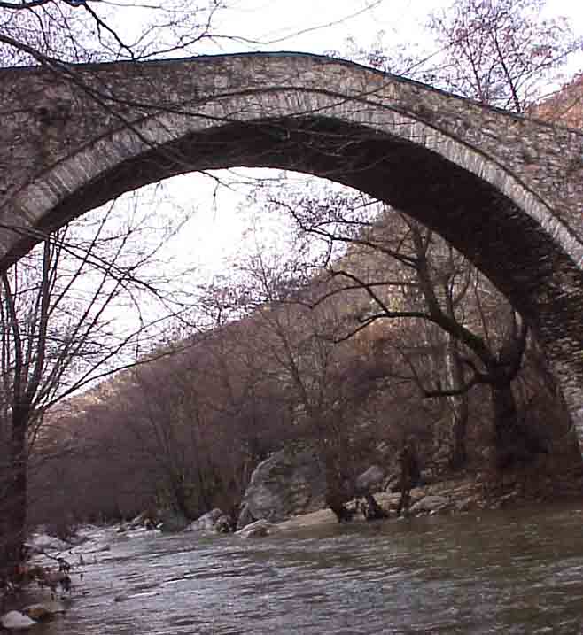 ΠΟΜΑΚΟΧΩΡΙΑ: Η γέφυρα του παπά στα πομακοχώρια της Ξάνθης