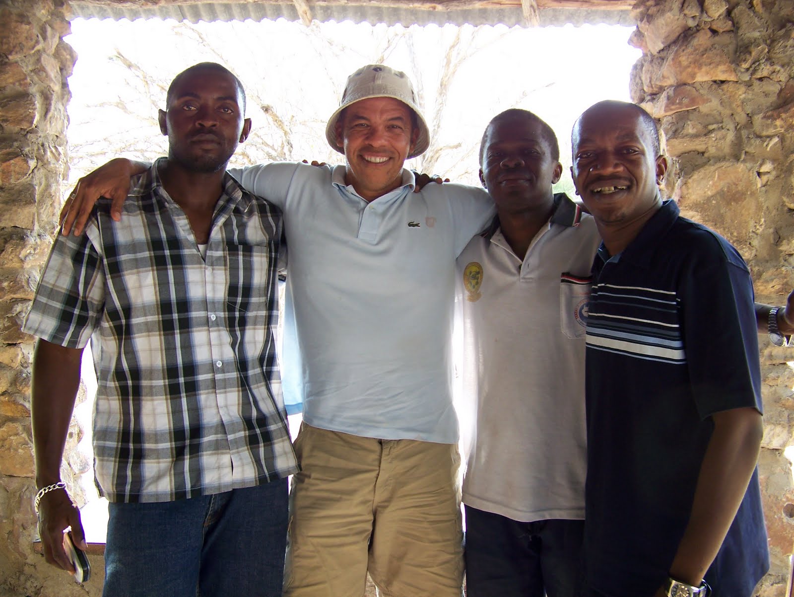 T-E-M-B-E-A Tanzania: Tulipokutana na Marcio Maximo, Selous GR