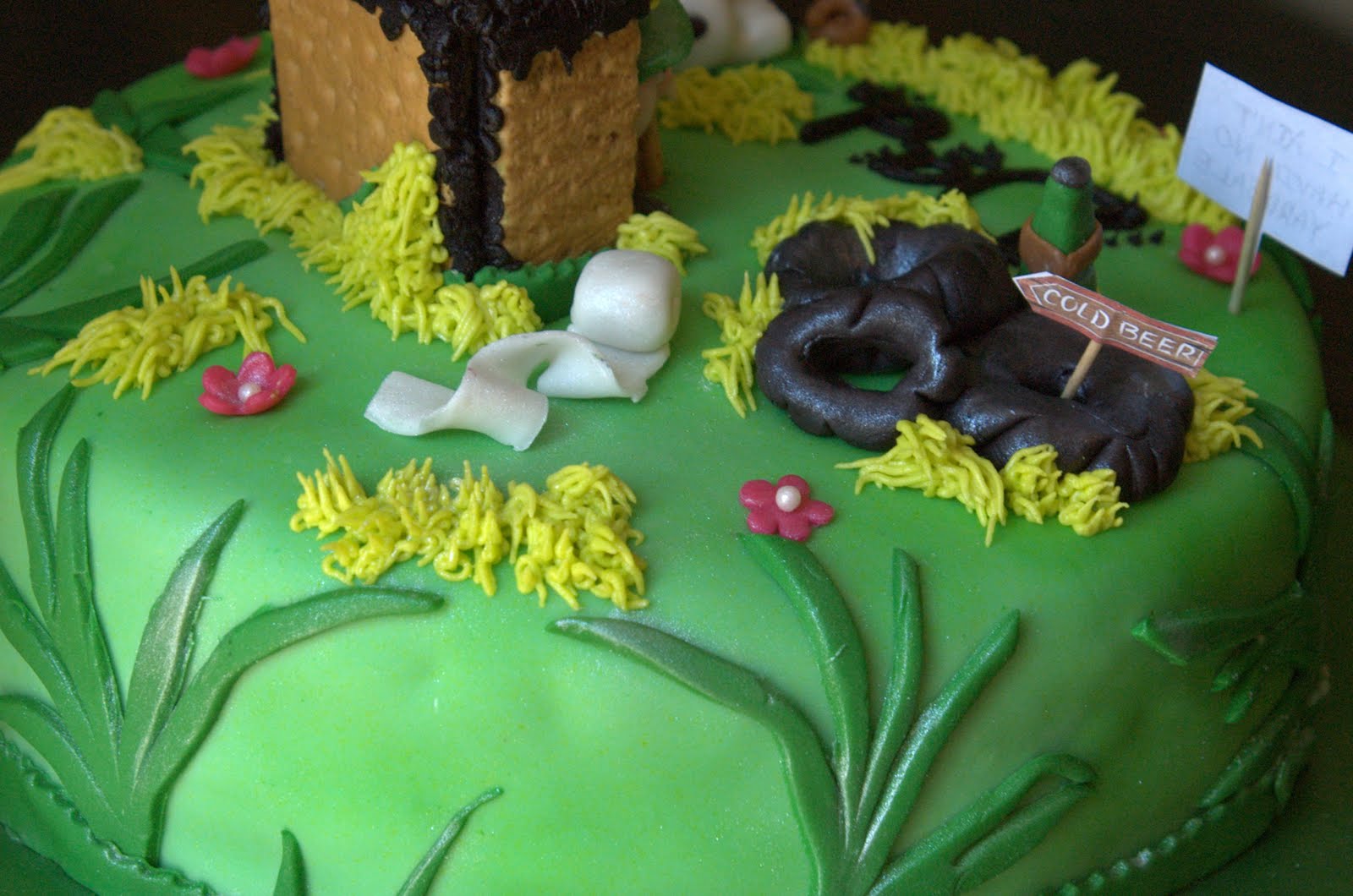Sarah's Stylish Cakes: The Silly Hillbilly Cake!