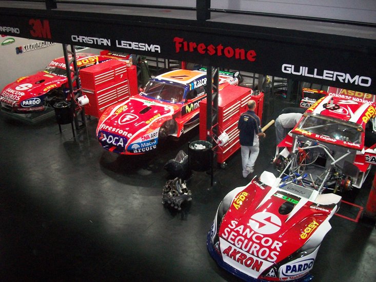 Silencio de Motores: SEMANA DE PRUEBAS PARA EL JP RACING