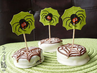 Chocolate Dipped Spider Web Oreos - Jamie Cooks It Up