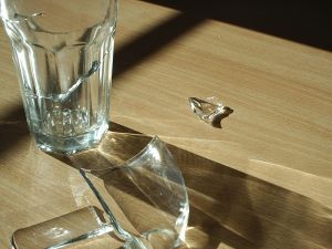 Propiedades De Los Solidos: Tenacidad*