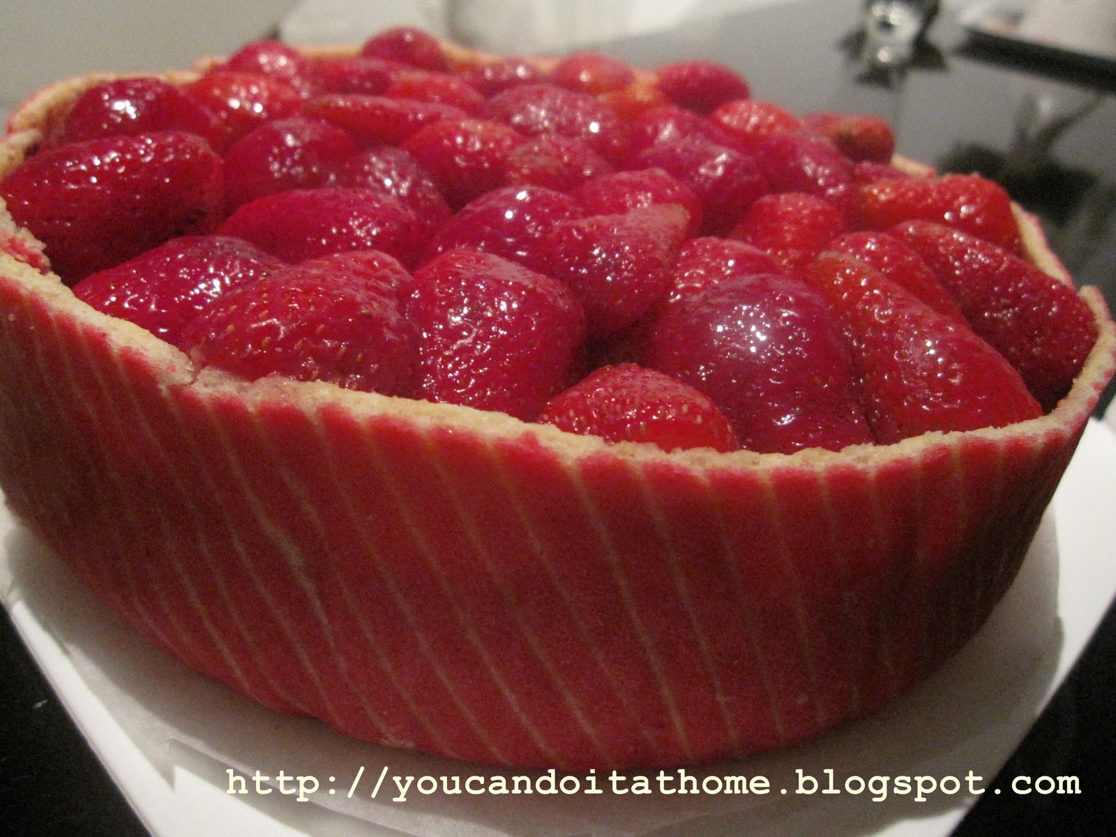 You can do it... at home!: Strawberry Chocolate Mousse Joconde Entremet ...