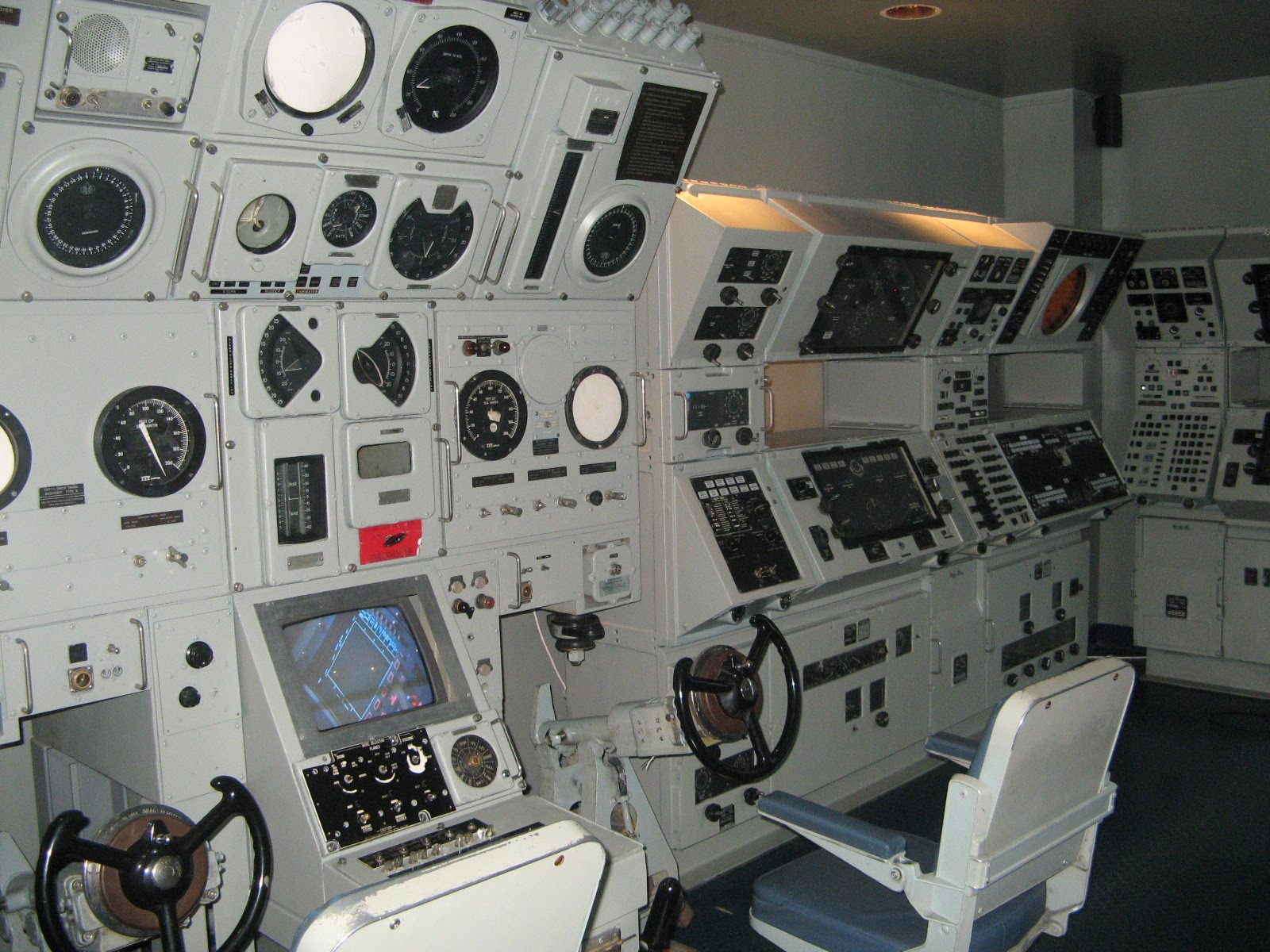 Mary's Ramblin's: SUBMARINE FORCE MUSEUM AND THE NAUTILUS