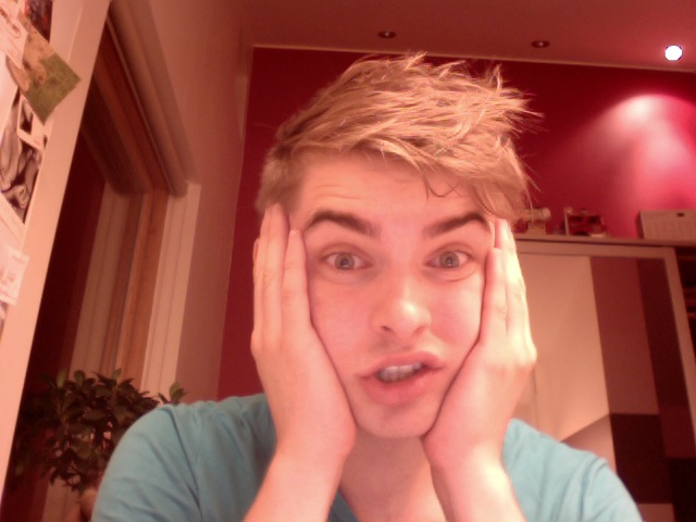 Bonnie Hon's Instagram, Twitter & Facebook on IDCrawl