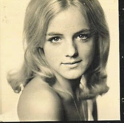 Pillowhead: Judi Johnson & The Perfections