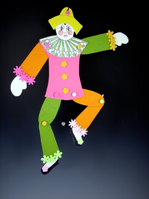 FabricImages By Joyce: Button bracelets at the Wild Bee