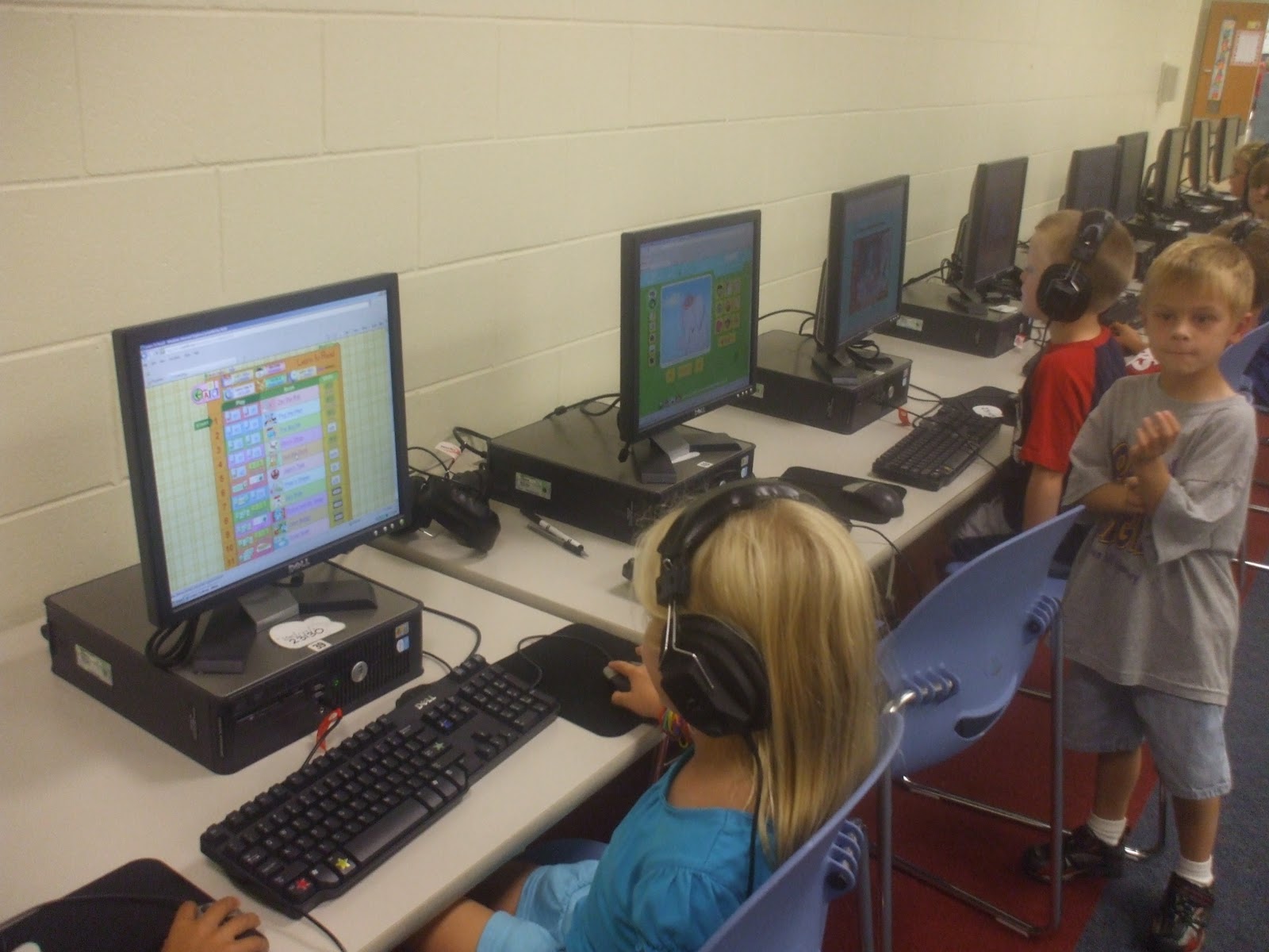 Mrs. Huff's Kinderblog: Math and More