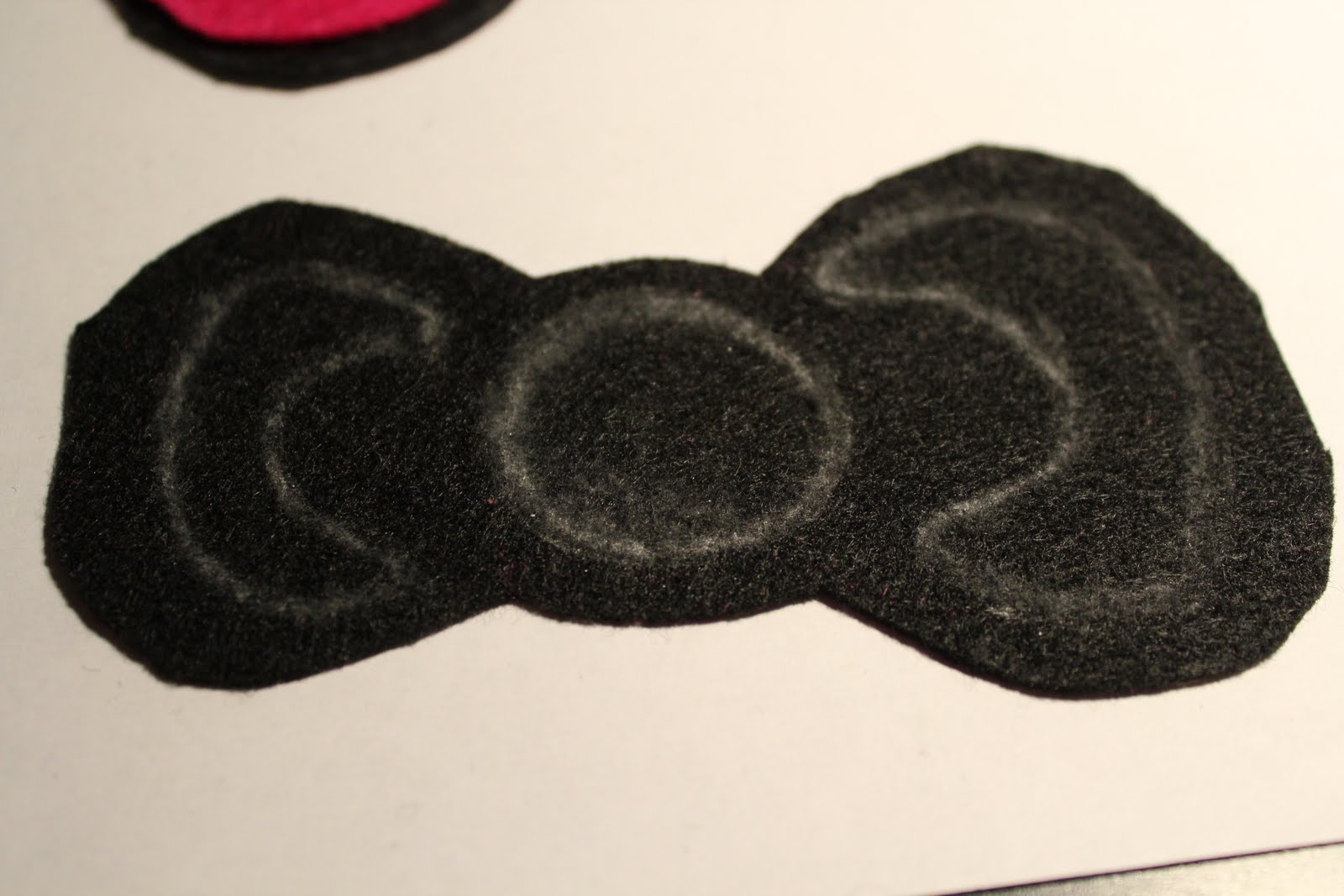 Finally LuLu: Hello Kitty Bow Tutorial and Giveaway