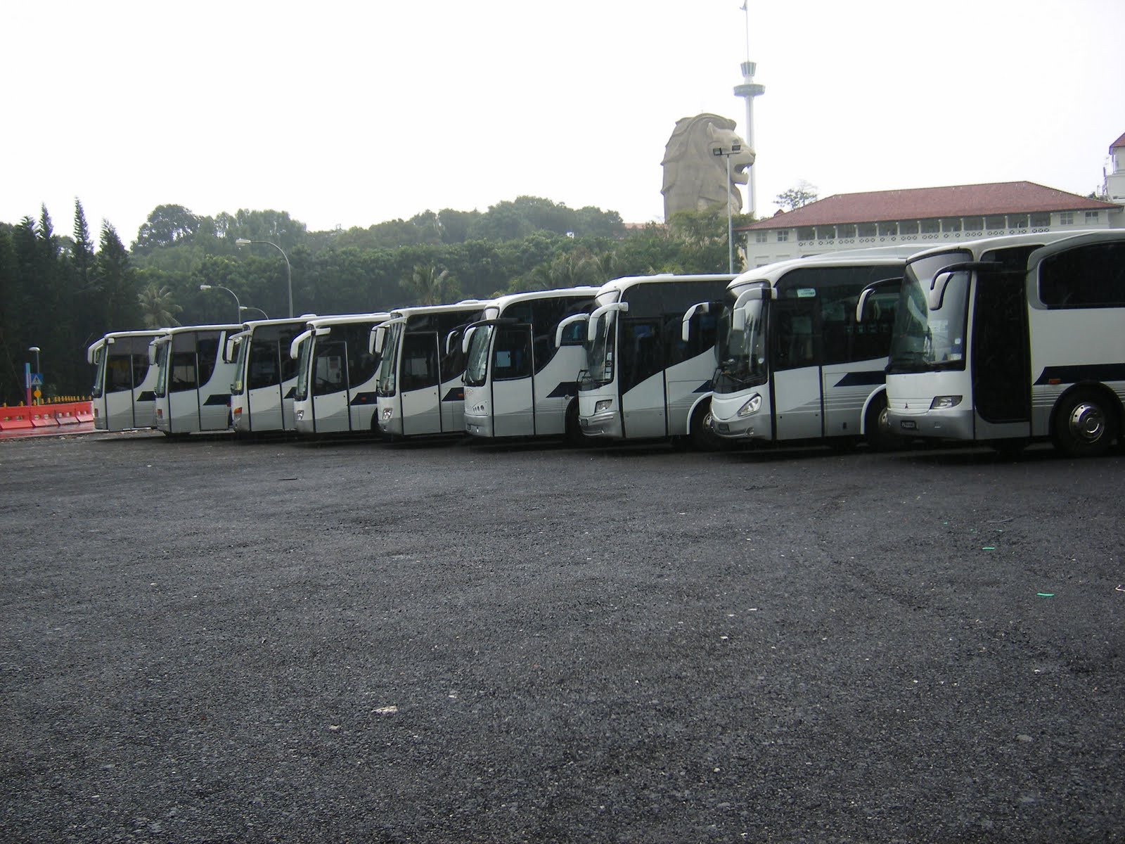 COACH HIRE: Coach/Bus/Transportation