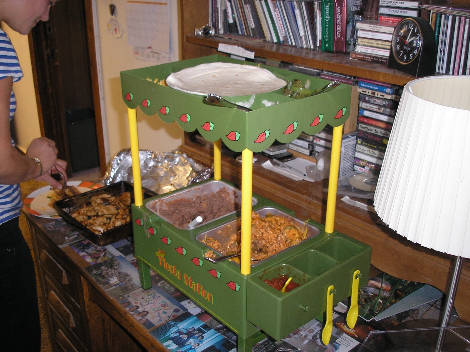 Hays JVs 2010: The Fiesta Station
