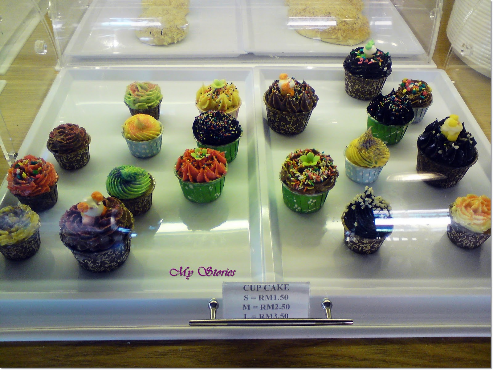 Lunch at Cawan Cafe, Beverly Hills. - carolinemayling