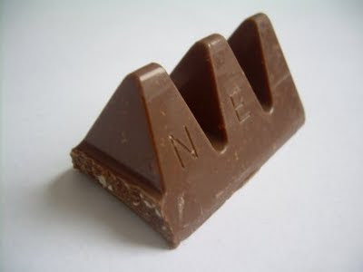 EEbEEs arbitrary comments (...¿...): The joy of triangular food